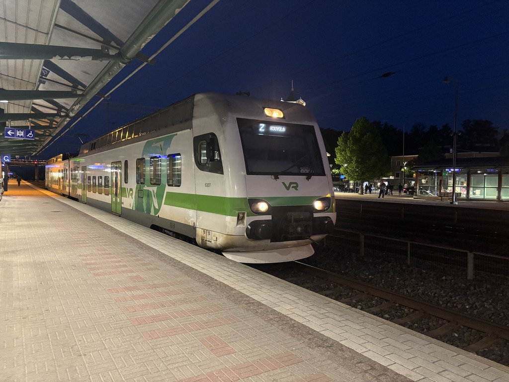 Sm4 6307+6407 | Joukkoliikennefoorumi