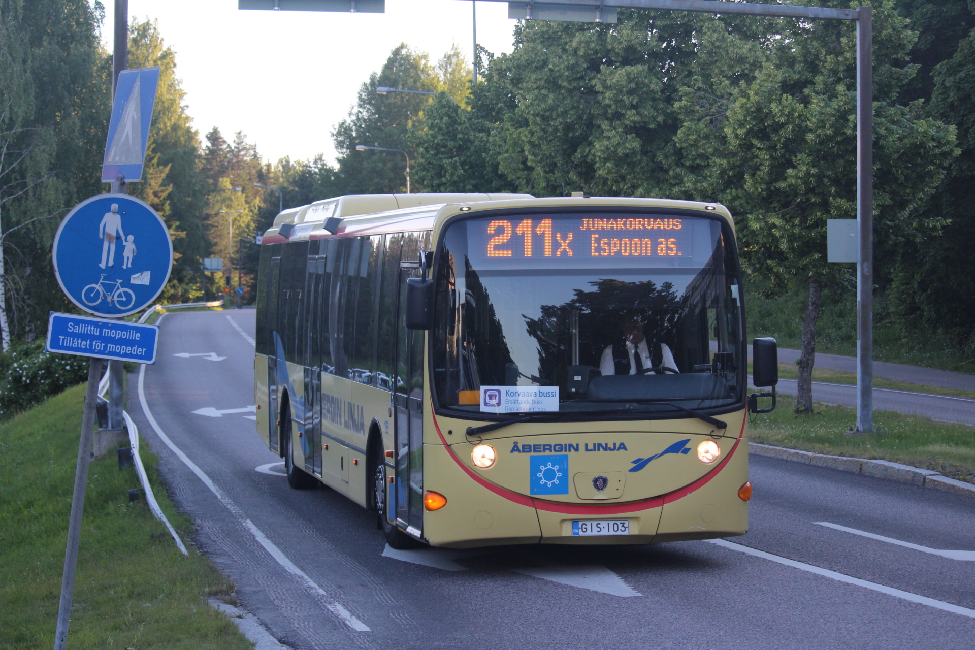 Åbergin Linja 18 | Joukkoliikennefoorumi